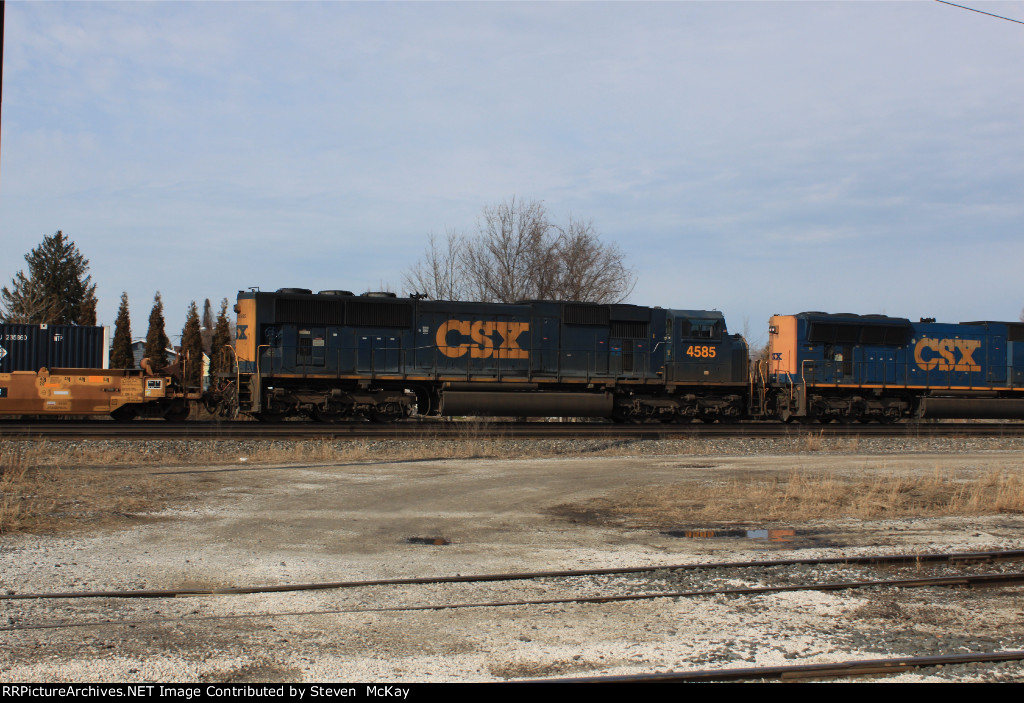 CSX 4585